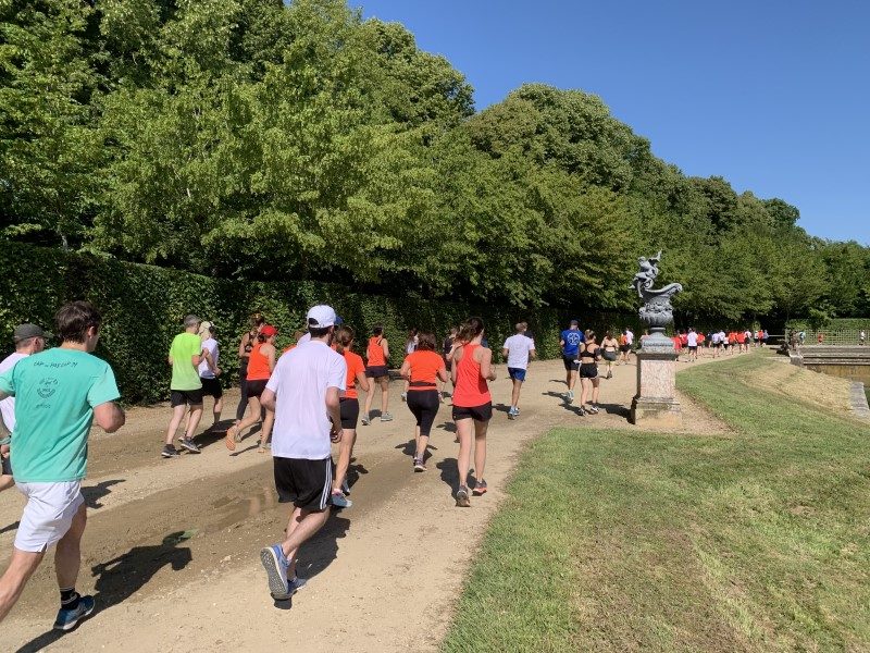 Air Canada la joue royale dans les jardins du Château de Versailles